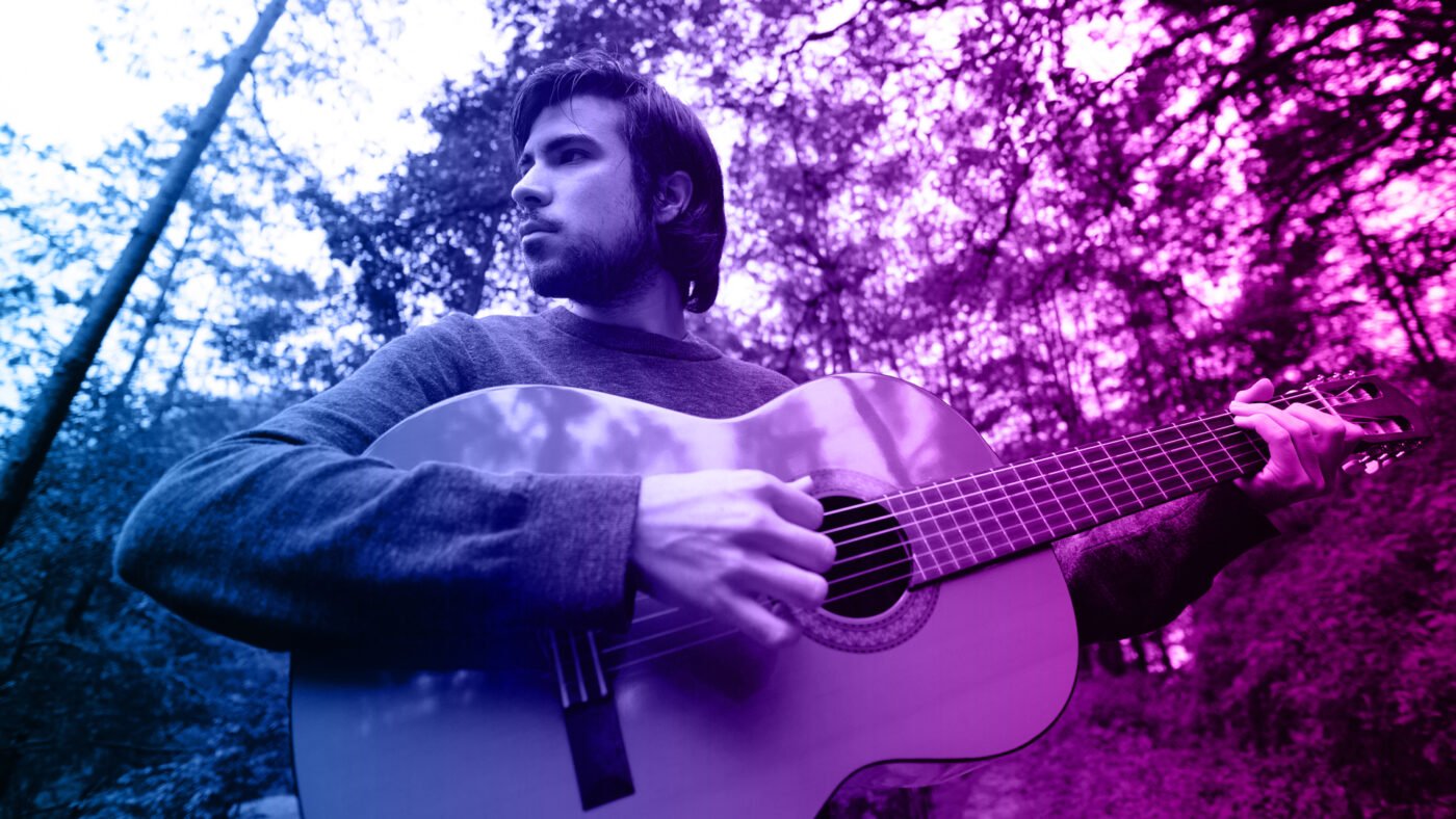 "Alza la vista" con el nuevo video de Daniel Dennis. - La Banda Elástica