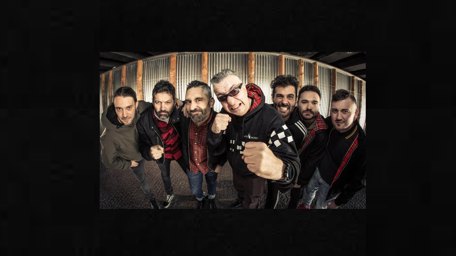 The Locos: "No entiendo cómo los latinos dieron el triunfo a Trump"